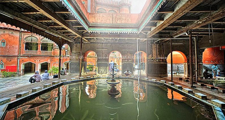 Nakhoda Mosque Kolkata (Timings, History, Entry Fee, Images, Built by ...