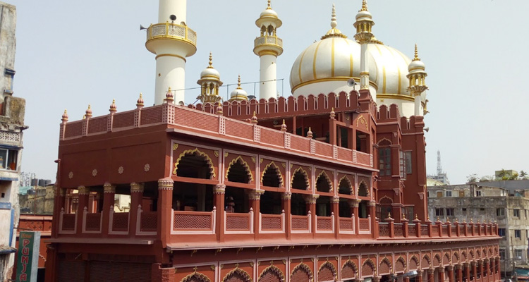 Nakhoda Mosque Kolkata (Timings, History, Entry Fee, Images, Built by ...